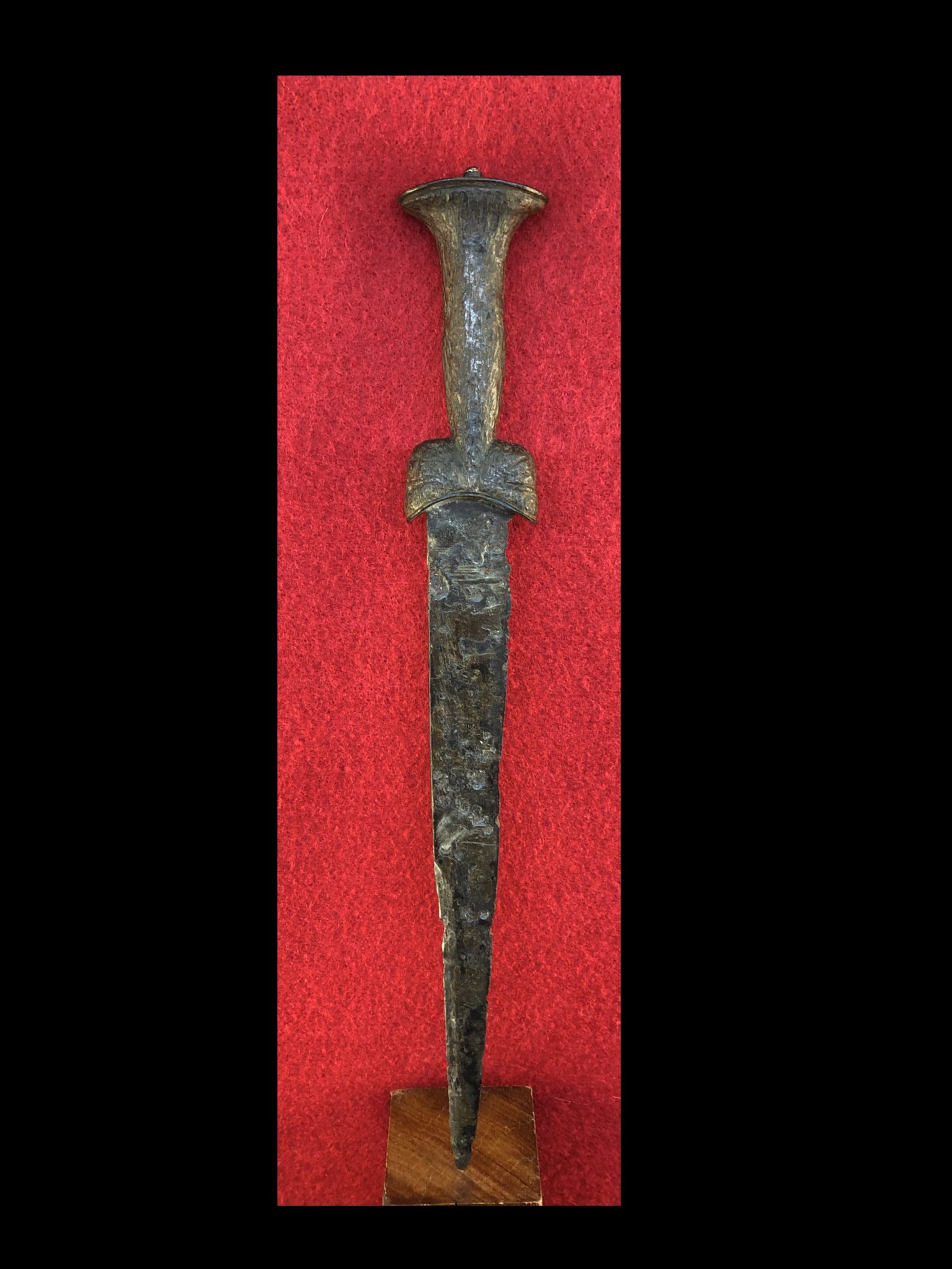 Bullock Dagger Medieval possibly Scottish 1350-1550 - Southern Cross ...